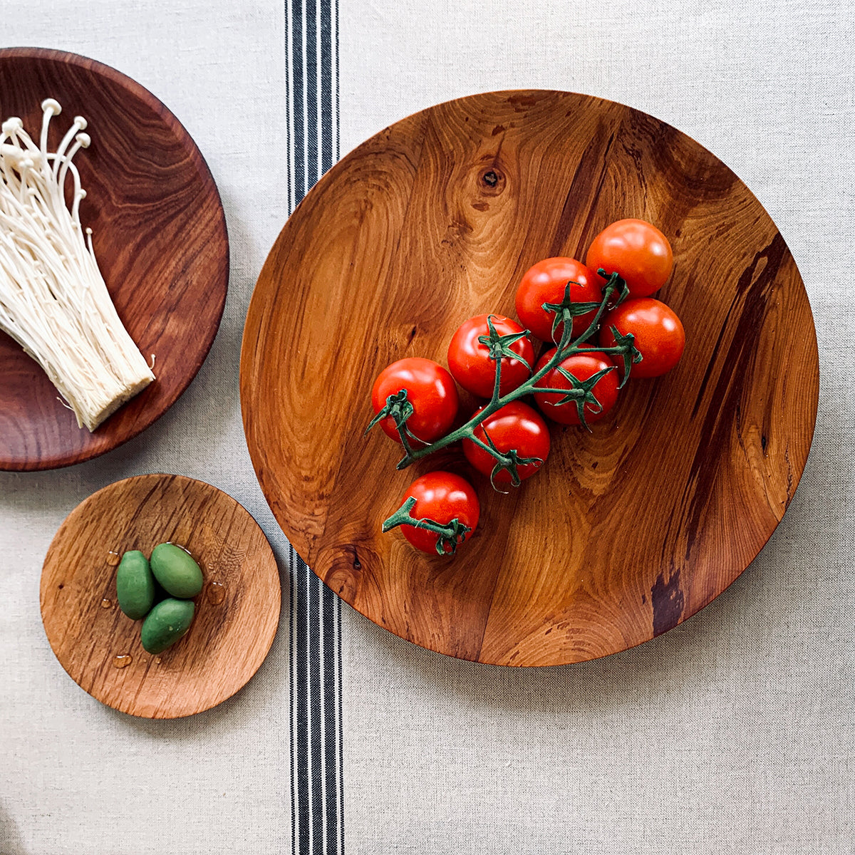 HANDCRAFTED WOODEN PLATES | RECLAIMED WOOD - The Waste-Free Home